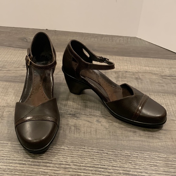 Dansko | Shoes | Dansko Brown Leather Eels Size 37 | Poshmark